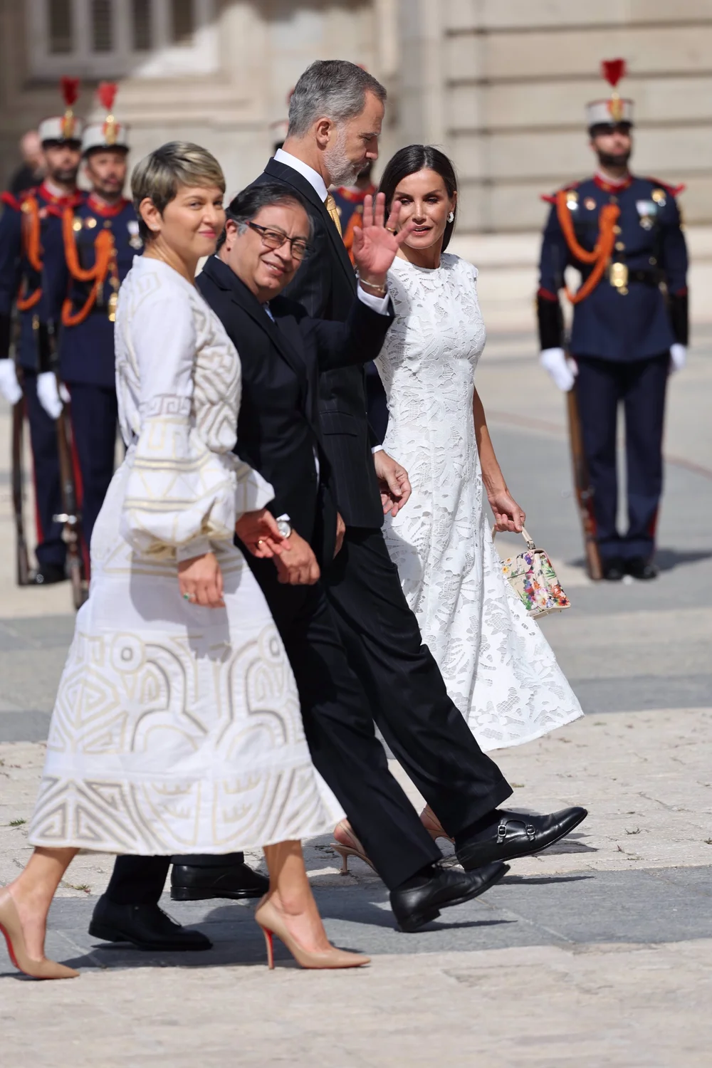 The King and Queen of Spain Welcome the President and First Lady of ...