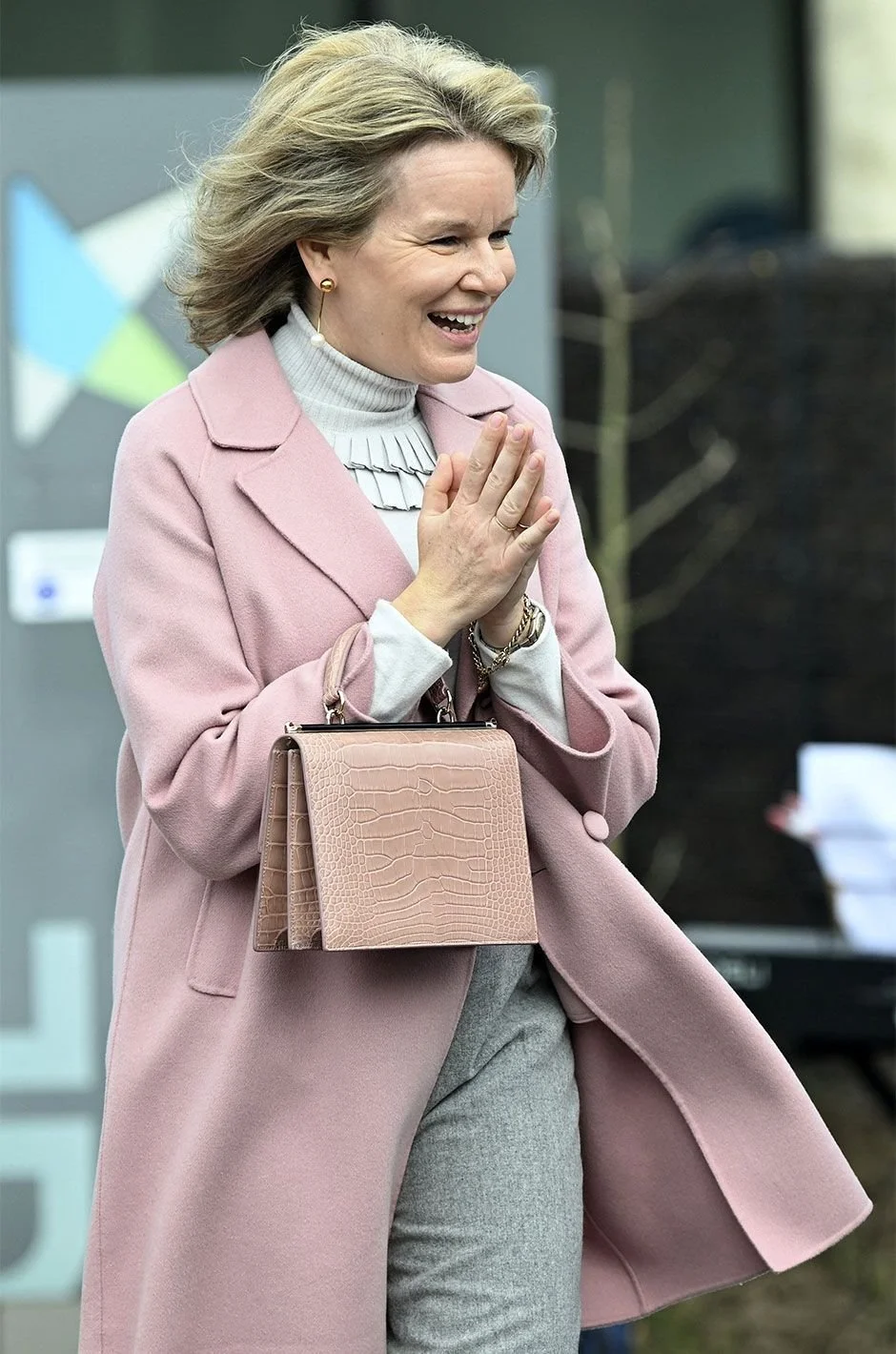 Queen Mathilde Visits the Service for Children and Young People of the ...