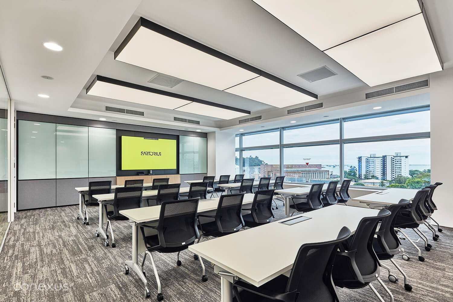 5 Types of Meeting Room Layouts | ⚫⚪ Conexus Studio