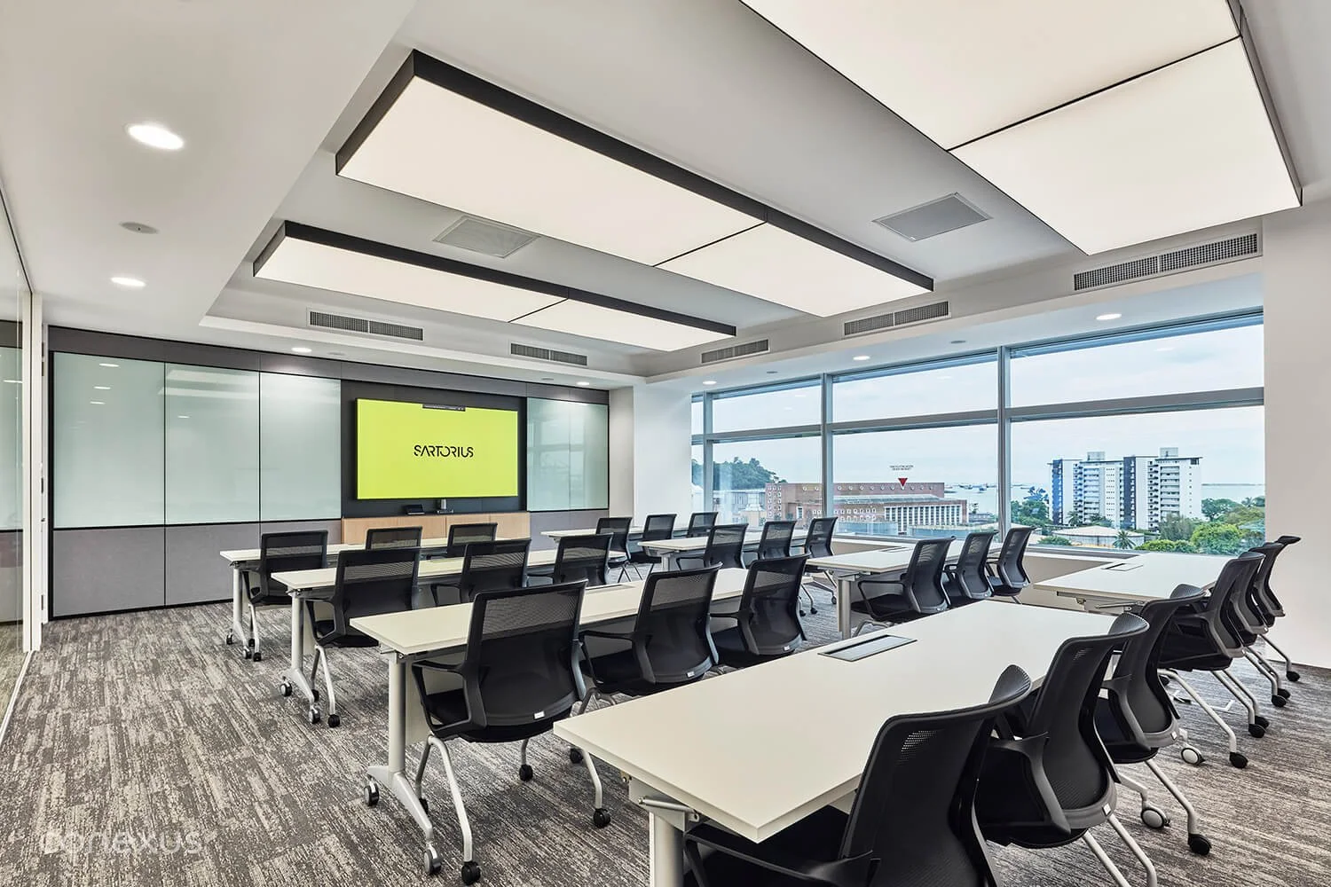 5 Types of Meeting Room Layouts | ⚫⚪ Conexus Studio