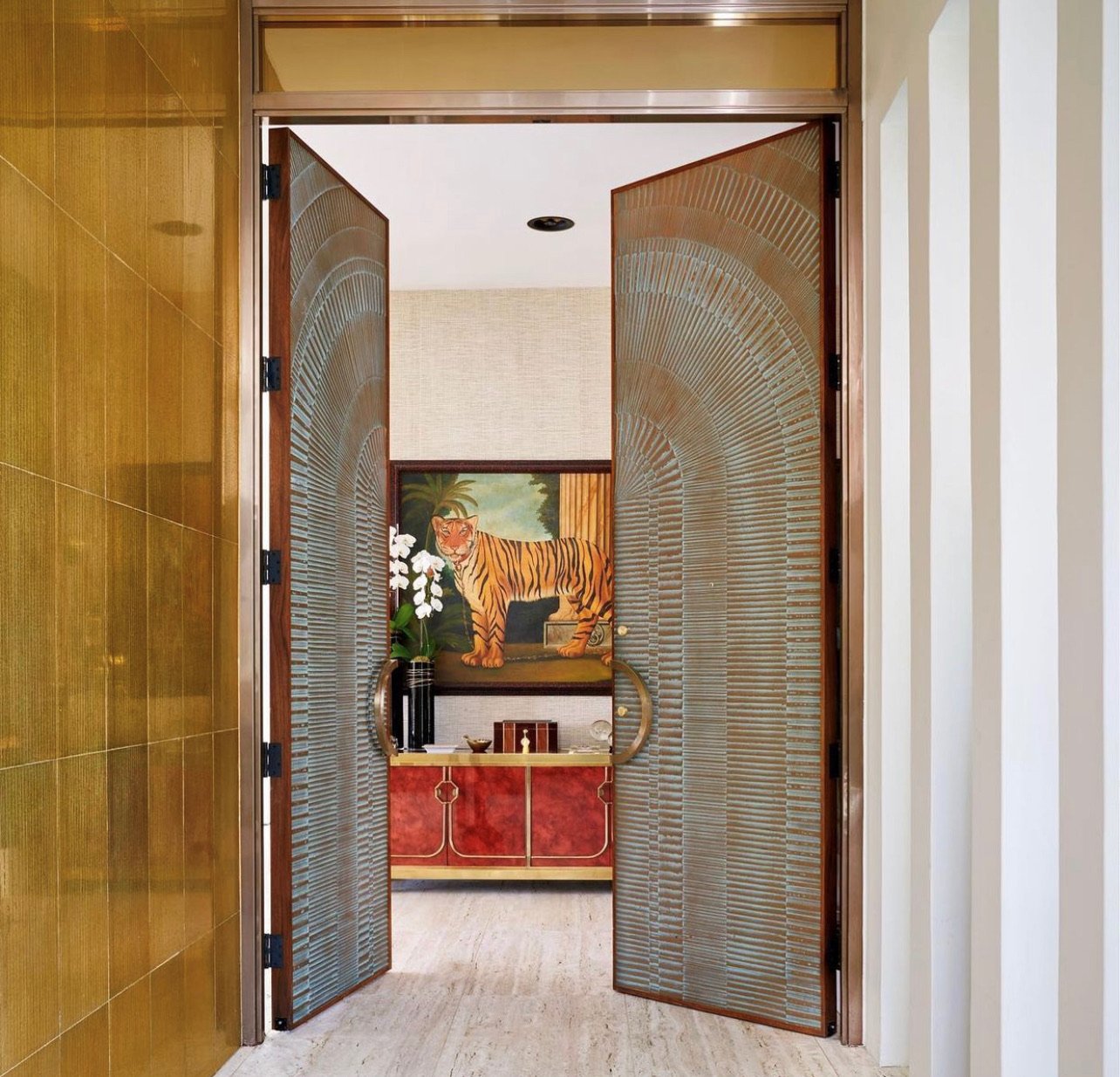 Premium Metal Front Door Manufacturers — Aluminr- Bespoke Luxury Metal ...