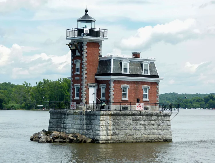 The Hudson-Athens Lighthouse Has a Twin — Preservation League of NYS