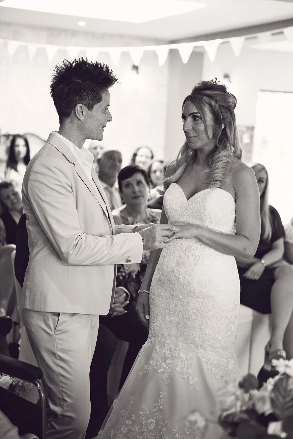 Chequers Inn Woolsthorpe Wedding - Keeley and Emma - Wedding and family ...