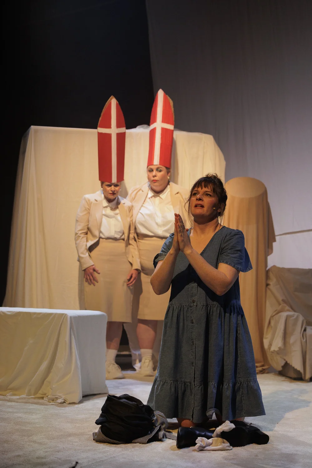 CATHOLICS & CLOWNS IN THE CARDINAL RULES — wanderer.