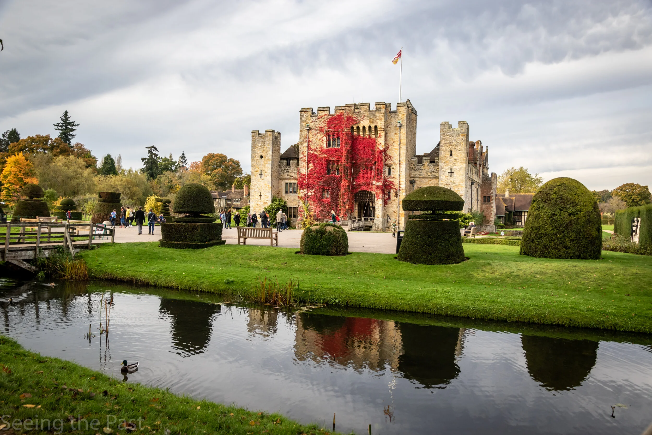 Hever Castle, the home of Anne Boleyn; victim or "gold-digger ...