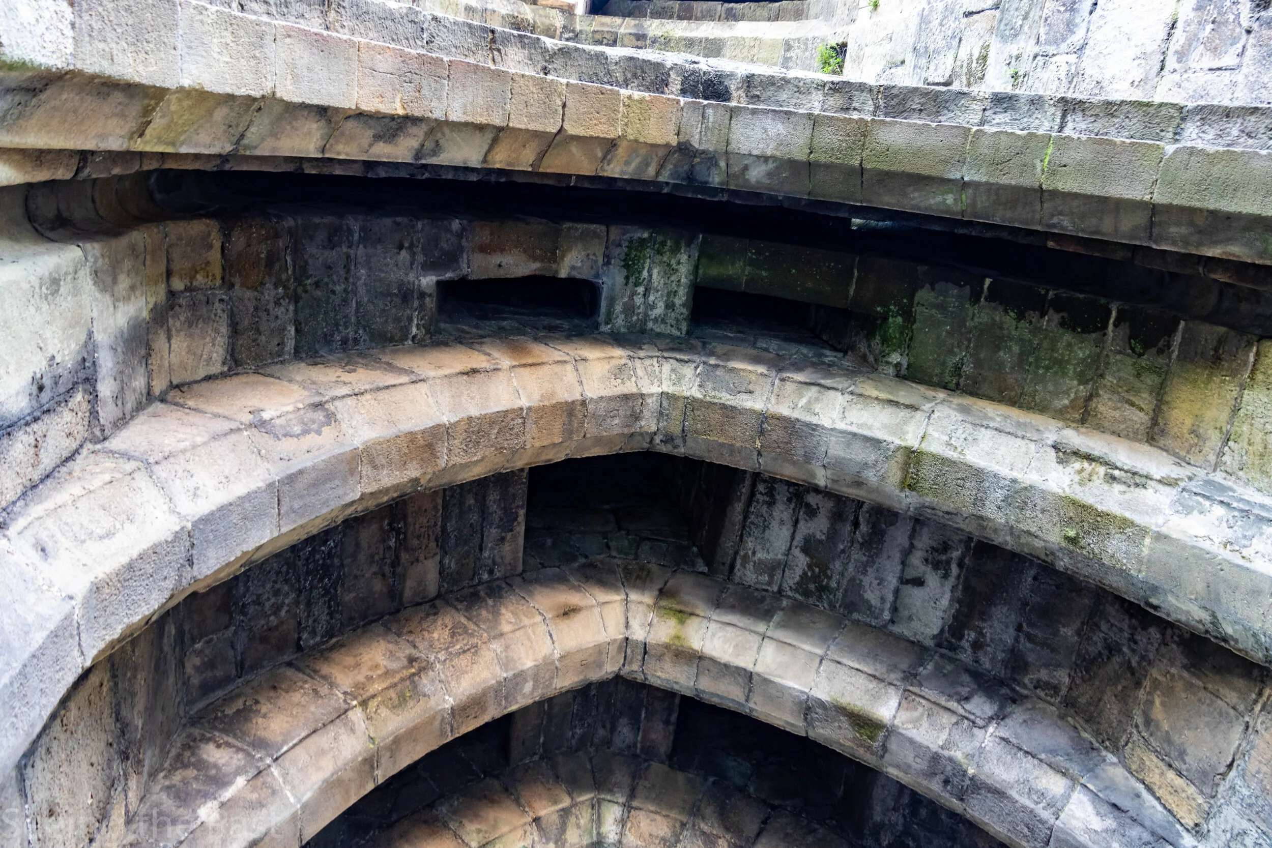 Caernarfon Castle: one of the best preserved medieval castles in ...