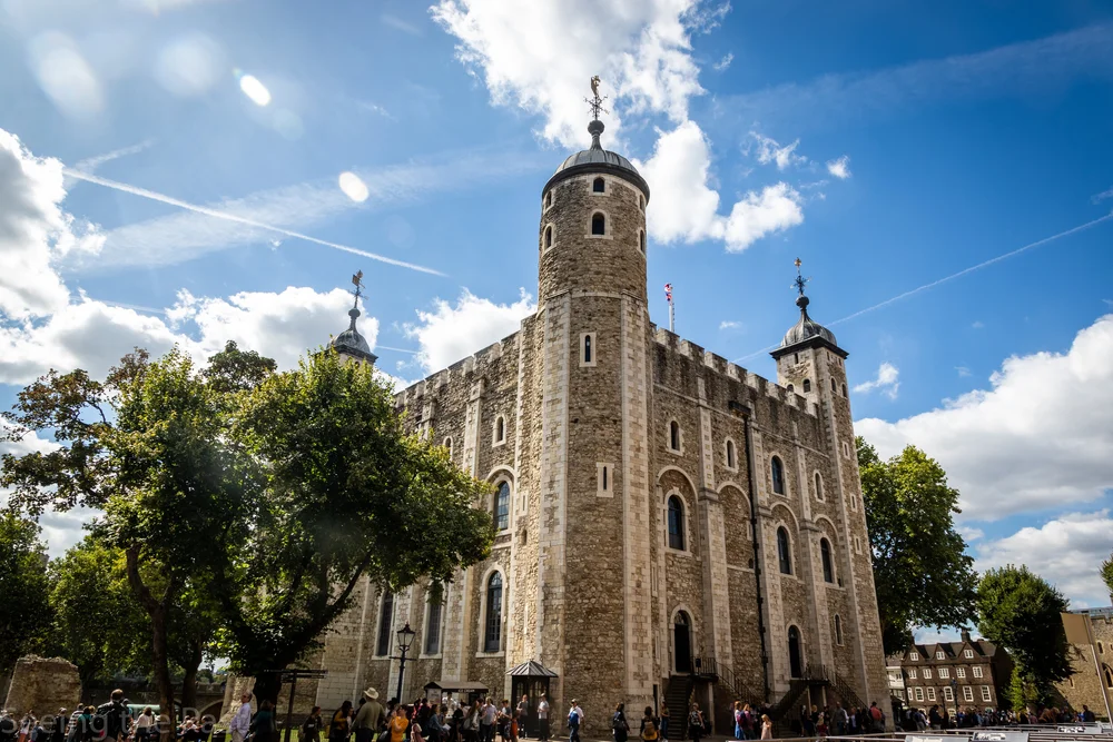 Why did people build castles? — Seeing the past