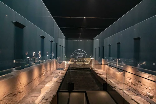The London Mithraeum, discovered in 1954 under the bombed out ruins of ...
