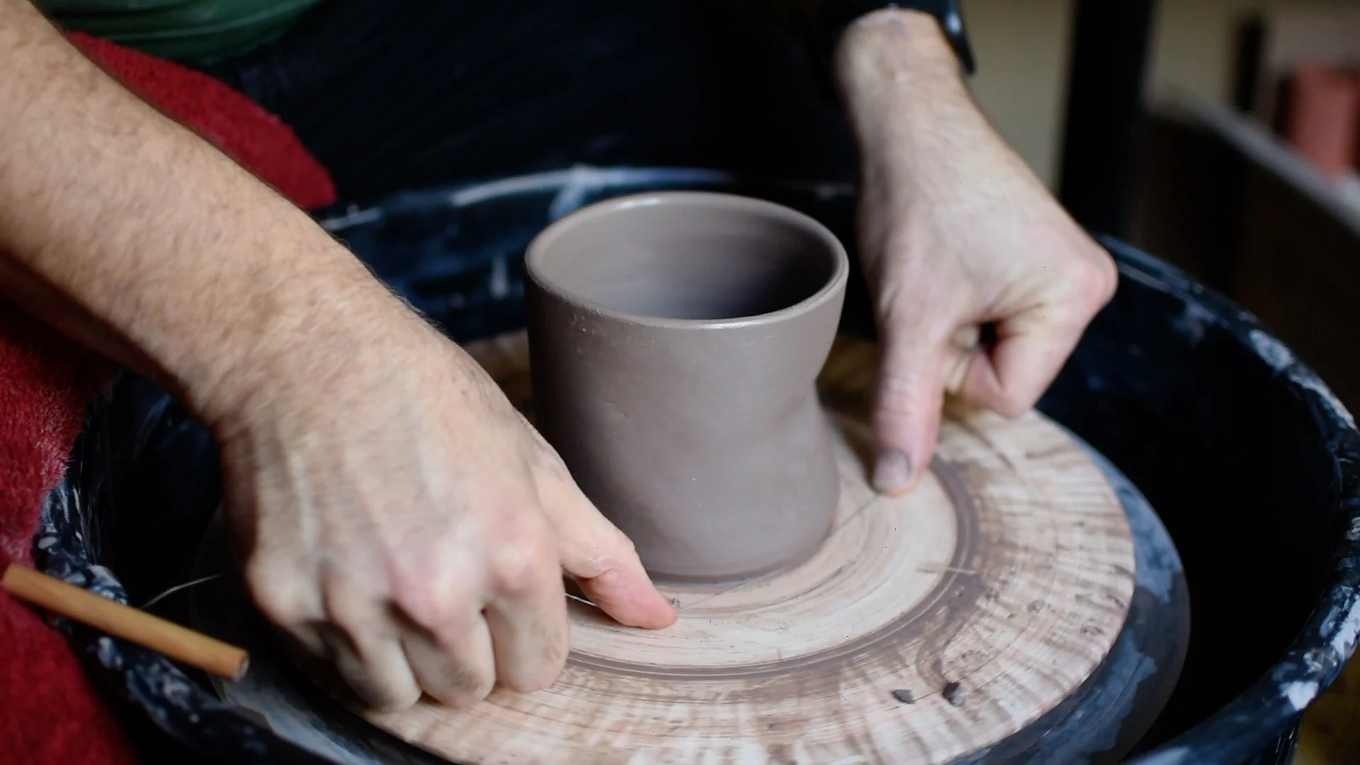Quick and fun "Phil" mug pottery tutorial lesson — The Studio Manager