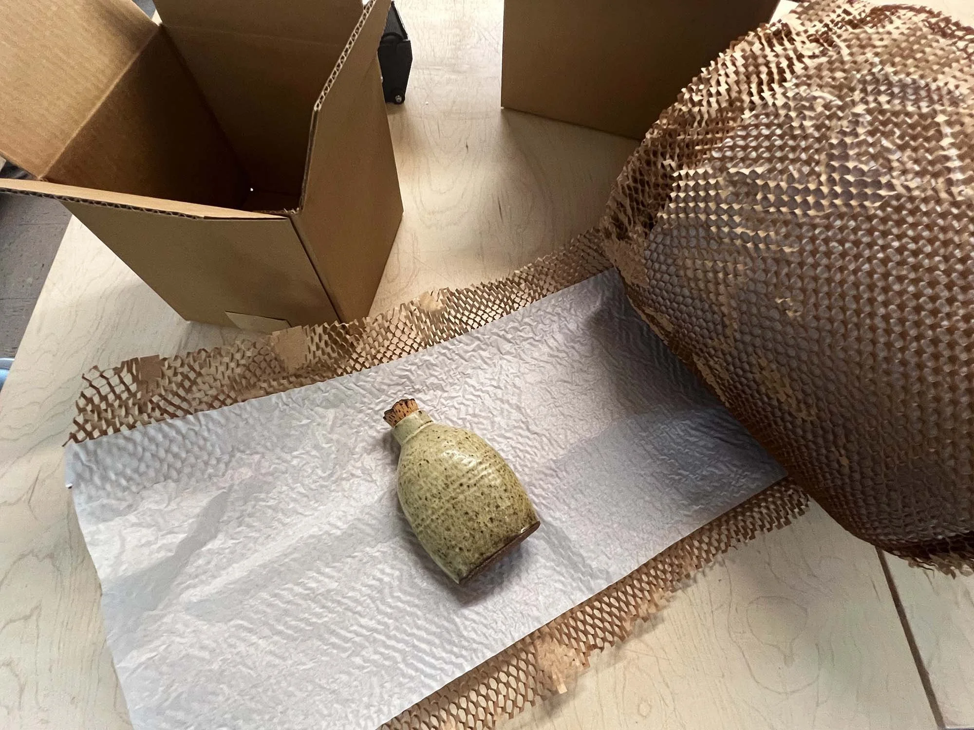 How To Pack and Ship Ceramics and Fragile Objects, a complete guide ...