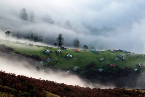 What is the landscape of Iran is truly like — Explore Iran Beyond Politics