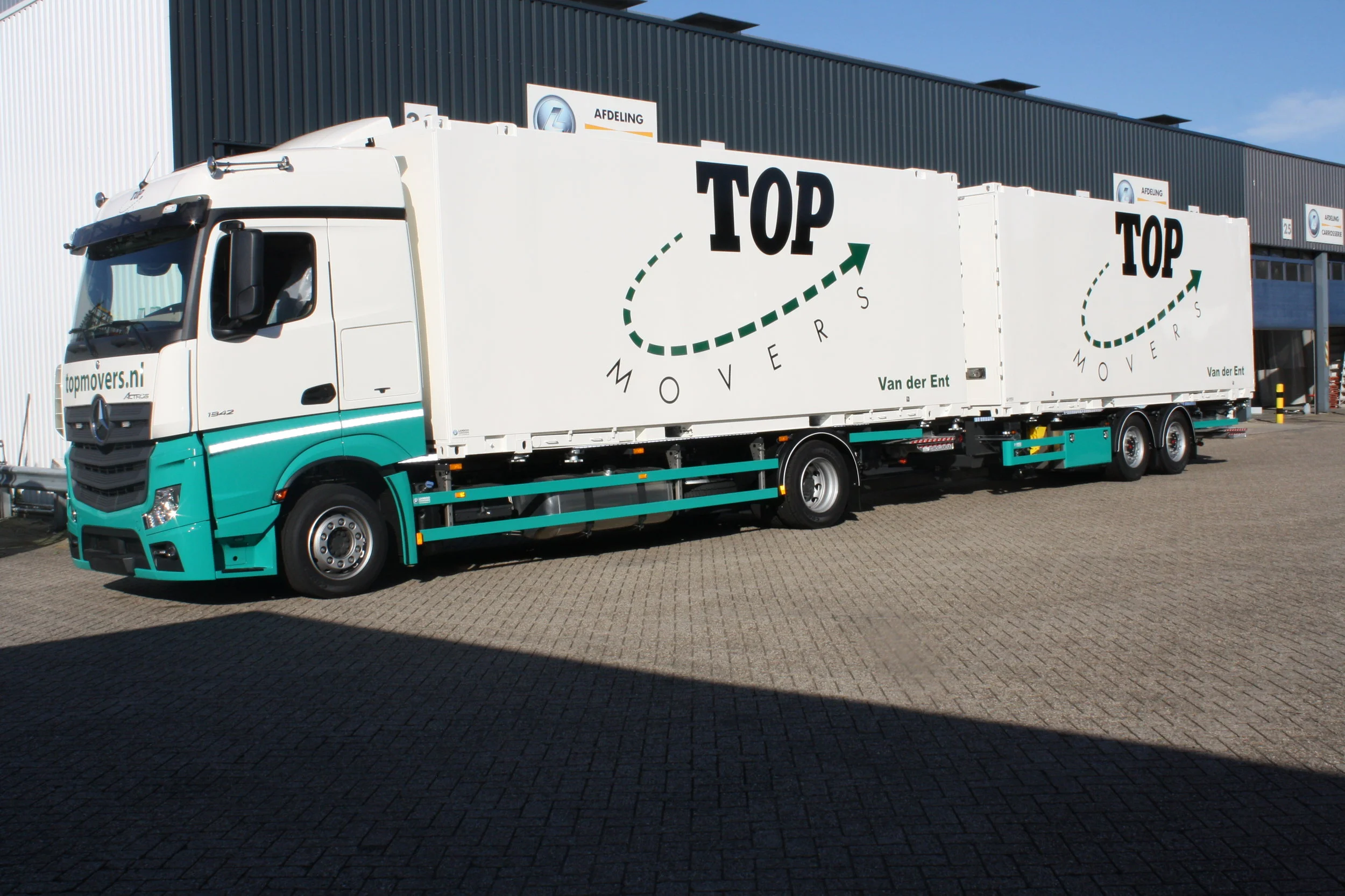 Container Frame - Lamboo Carrosserie — Lamboo Repair & Carrosserie