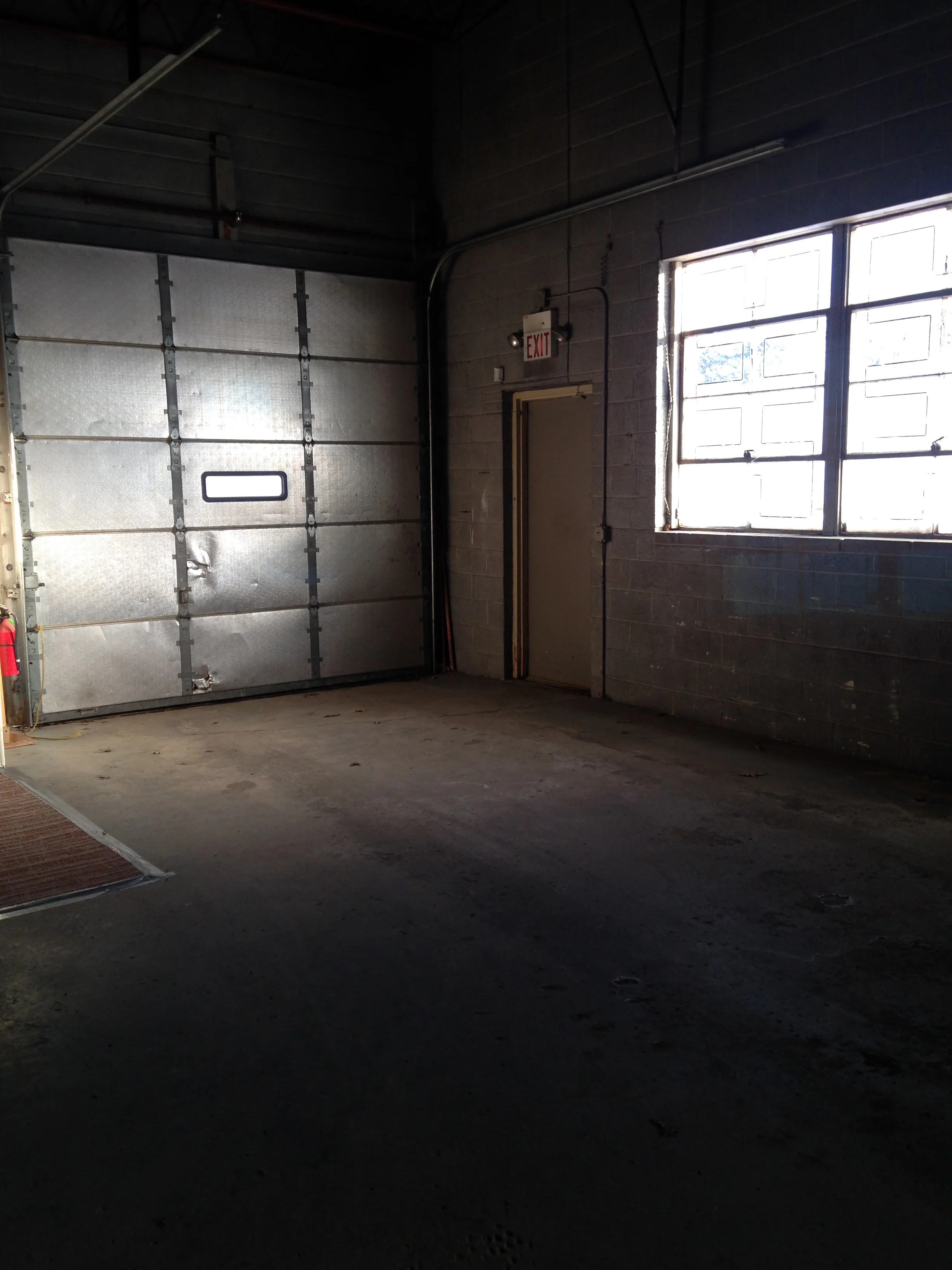 Our Warehouse — Designer Walls, Inc.