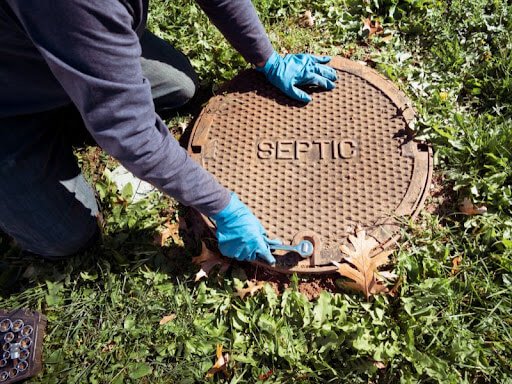 Septic Tank vs. Sewer System: Which Option is Better for Your Home ...