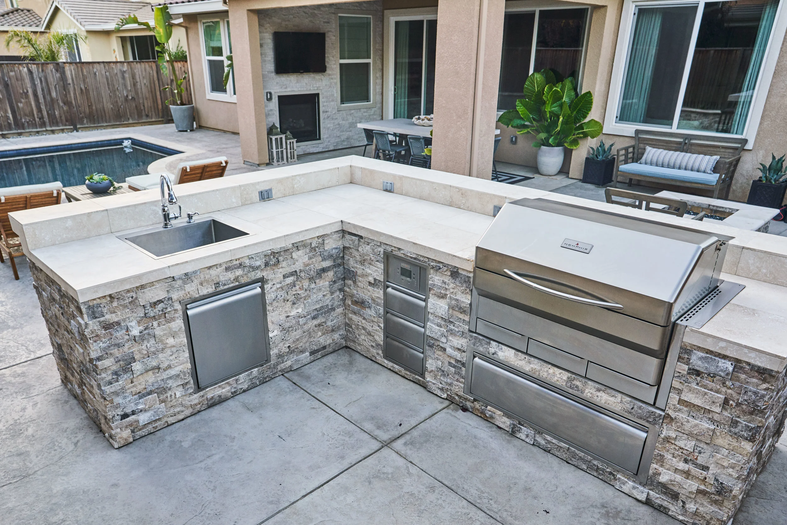 Pacheco landscape and pool construction