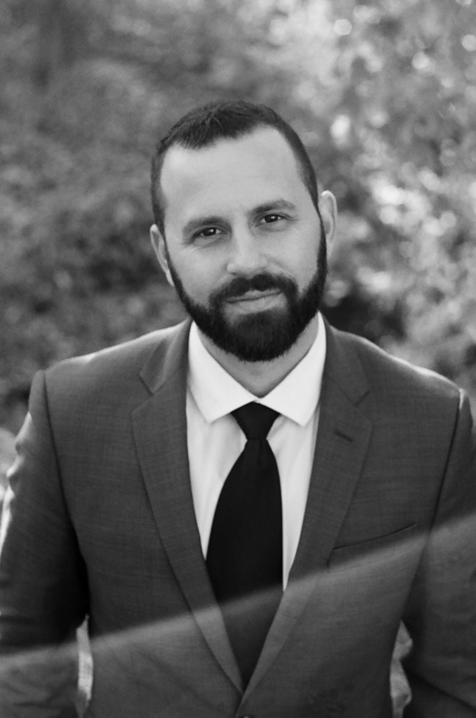 BIO — ALEXANDER THOMAS