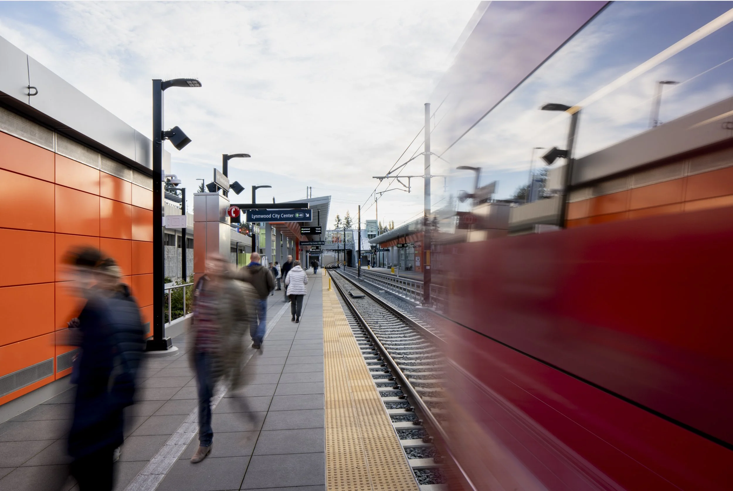 185th Street Lightrail Station — KIRK HOSTETTER PHOTOGRAPHY