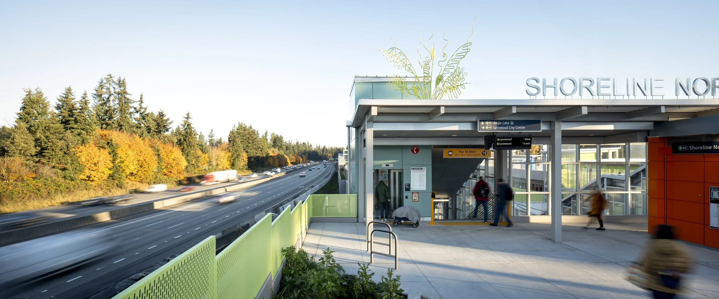 185th Street Lightrail Station — KIRK HOSTETTER PHOTOGRAPHY