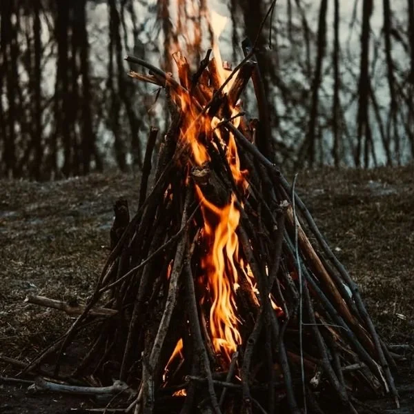 How to Build a Campfire Clean, Hot, & Safe — Beckel Canvas Products