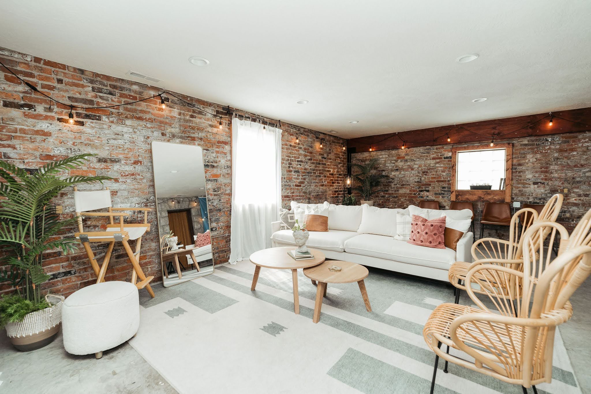 Rental Spaces — LIGHTBOX