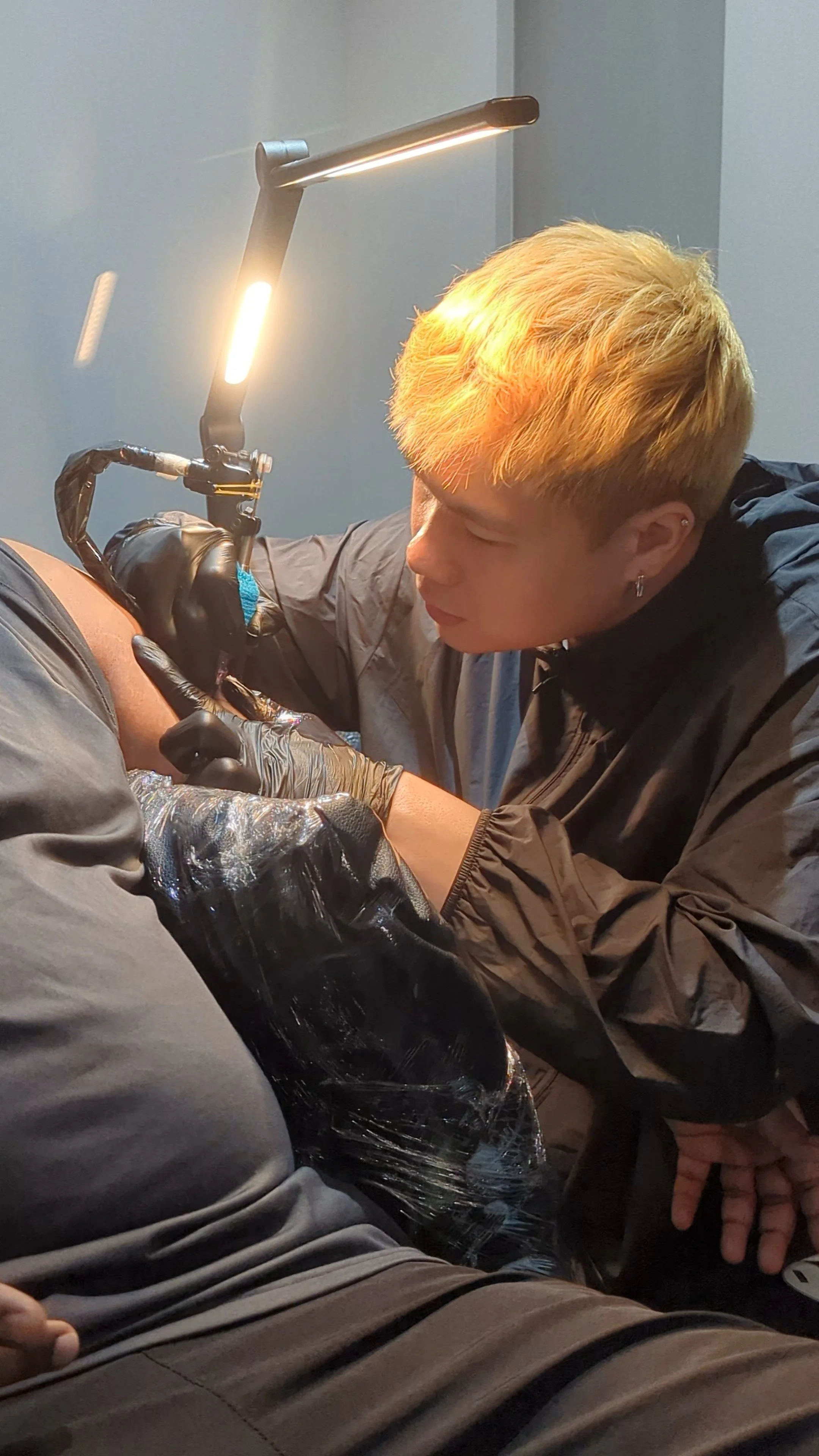 Junheng, blackwork tattoo specialist in Singapore- BMF Ink