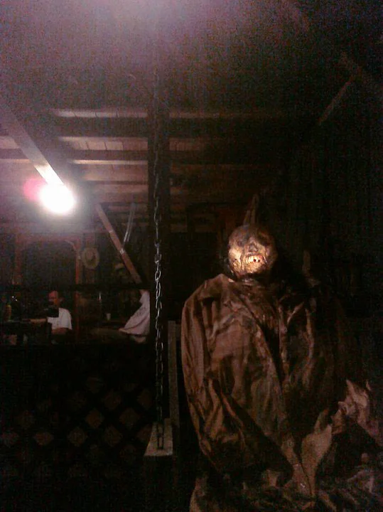 Behind The Scenes Of Bikini Swamp Girl Massacre — Aiden Dillard