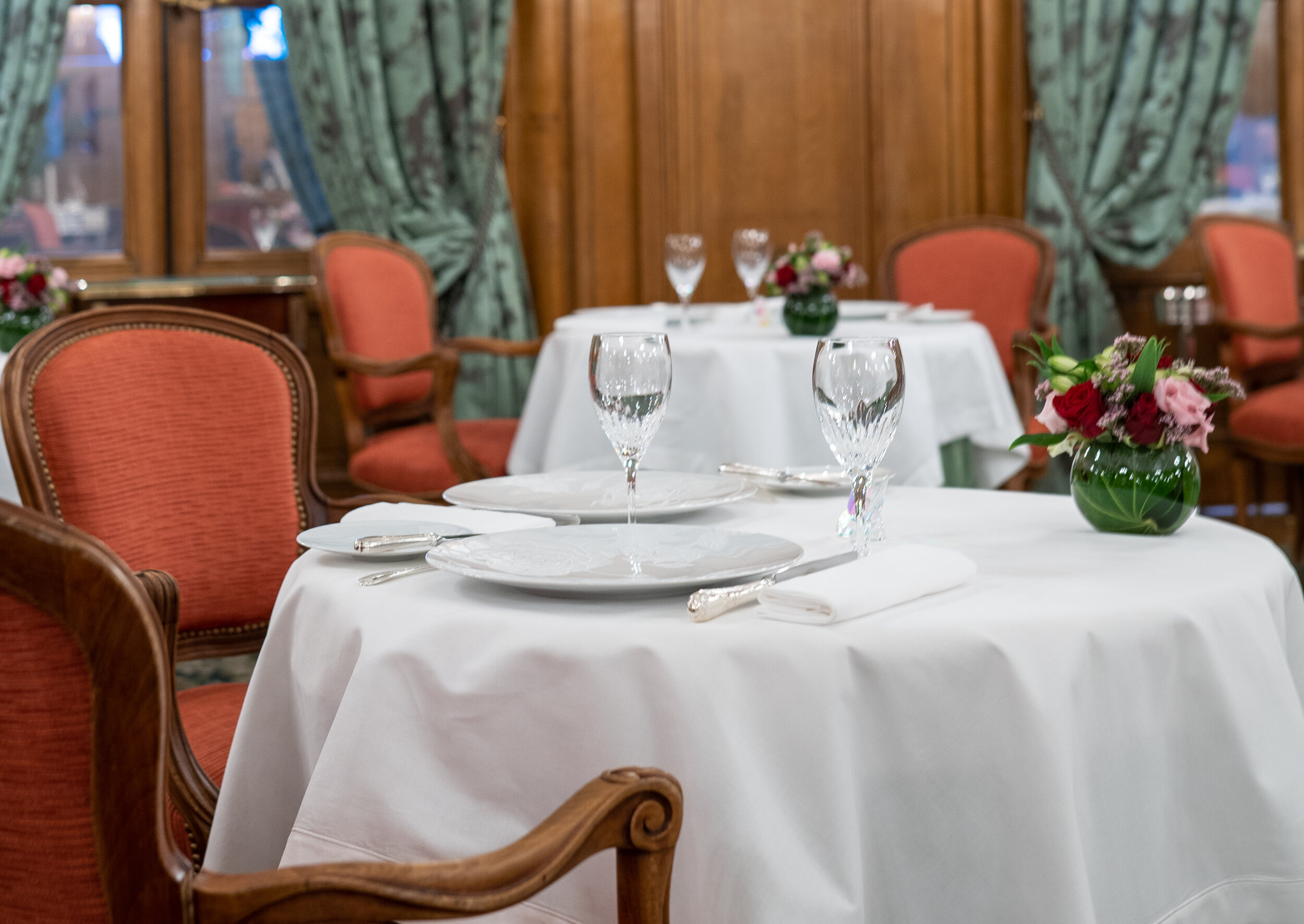 Review of Epicure, Three Michelin star restaurant in Paris, France ...