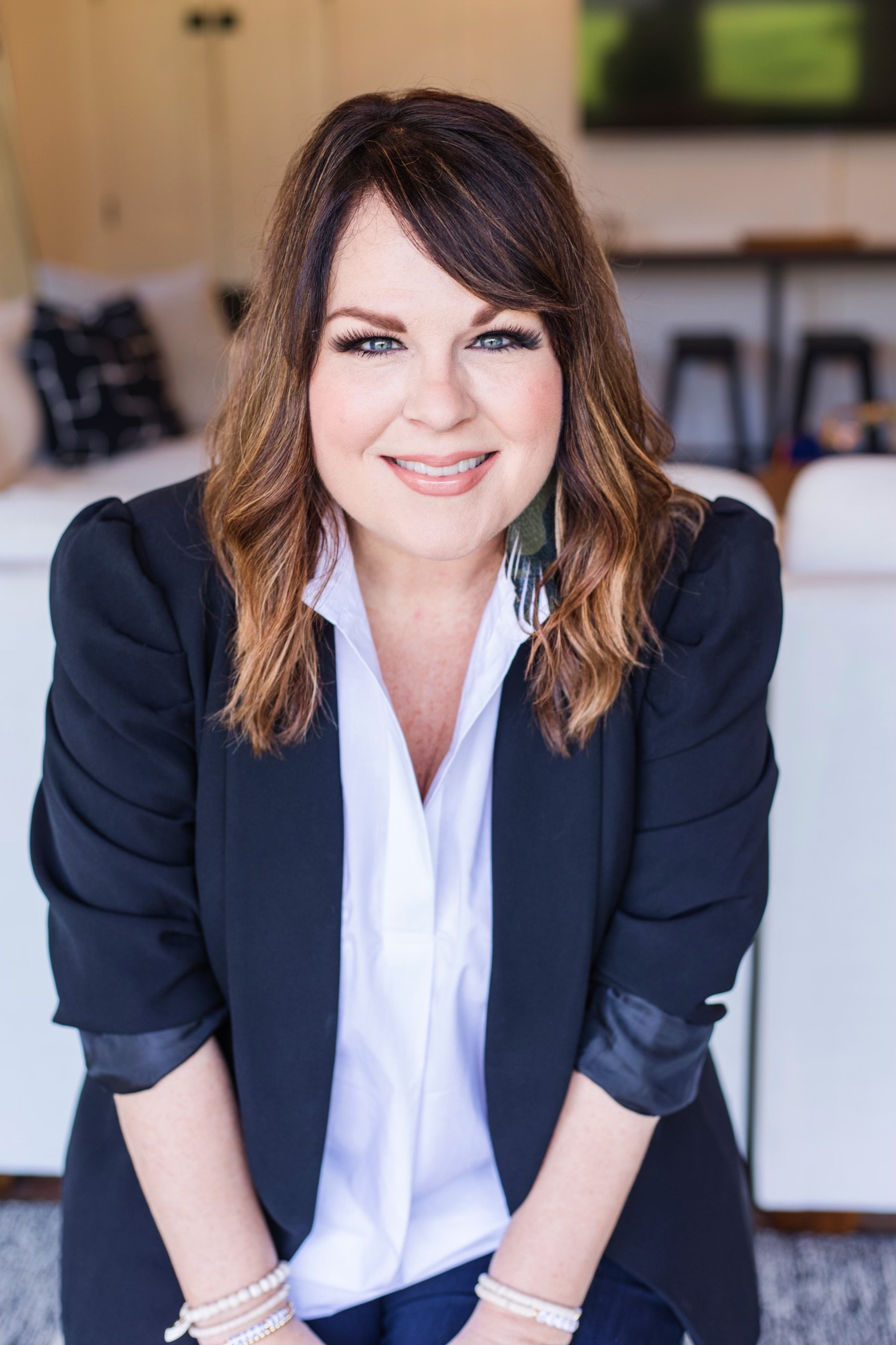 Episode 331 - The Power of Personal Revival with Lisa Whittle — Nothing ...