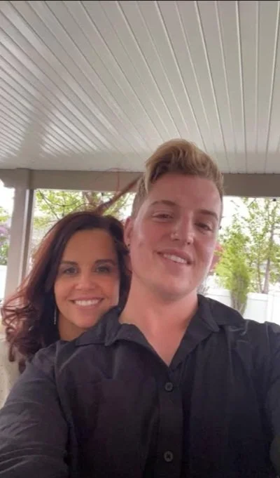 THE HUGGARD FAMILY — Lift + Love