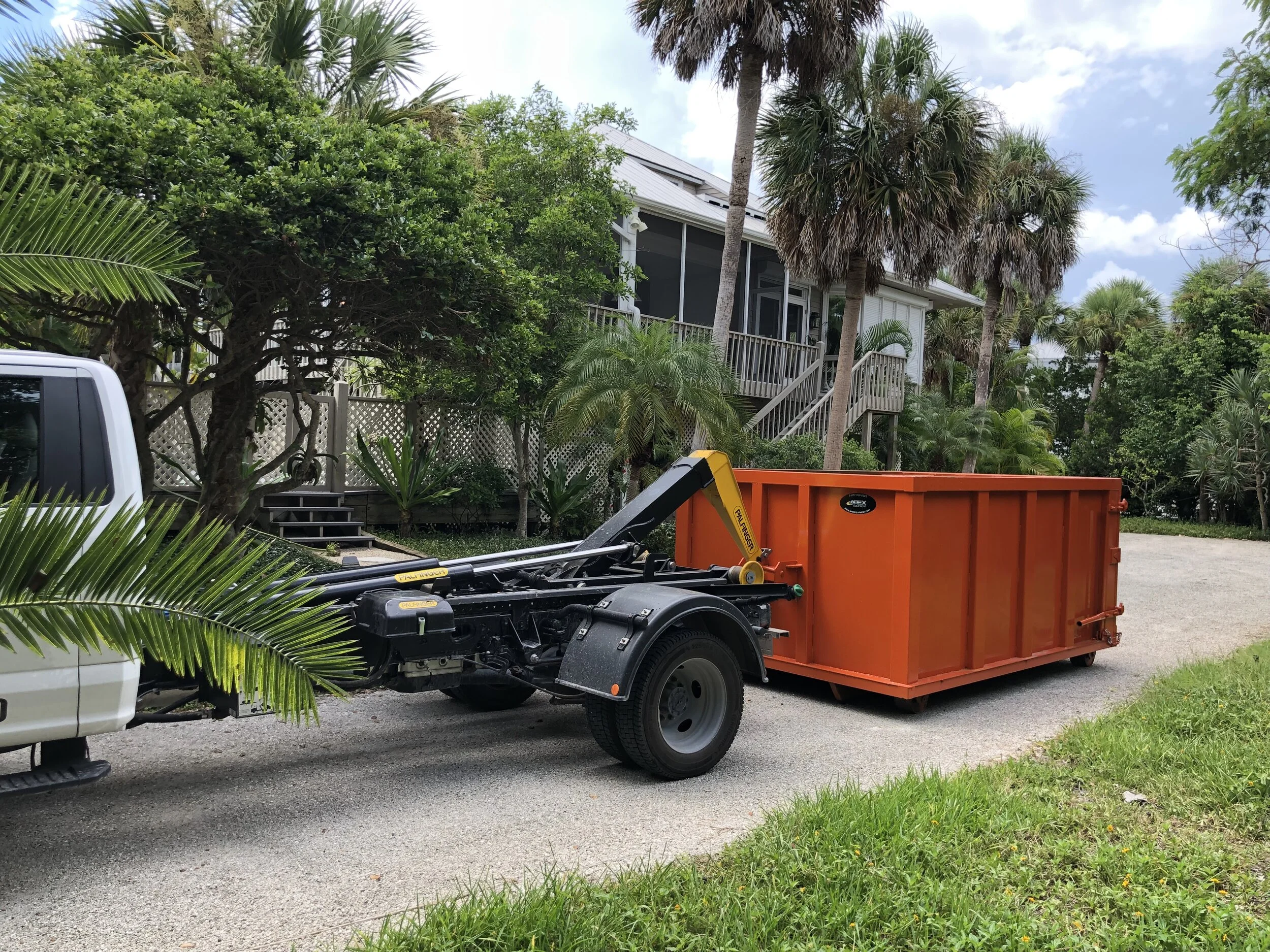 Coastline Cans Dumpster Rental | Port Charlotte | Sarasota | Fort Myers