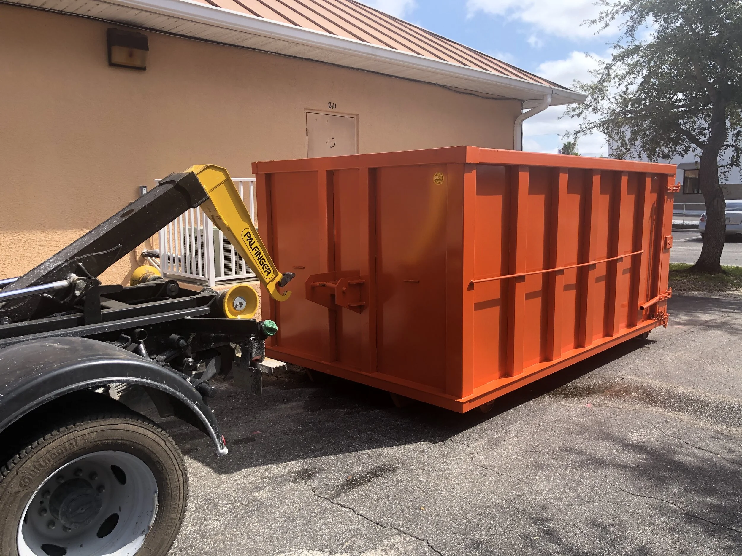 Coastline Cans Dumpster Rental | Port Charlotte | Sarasota | Fort Myers
