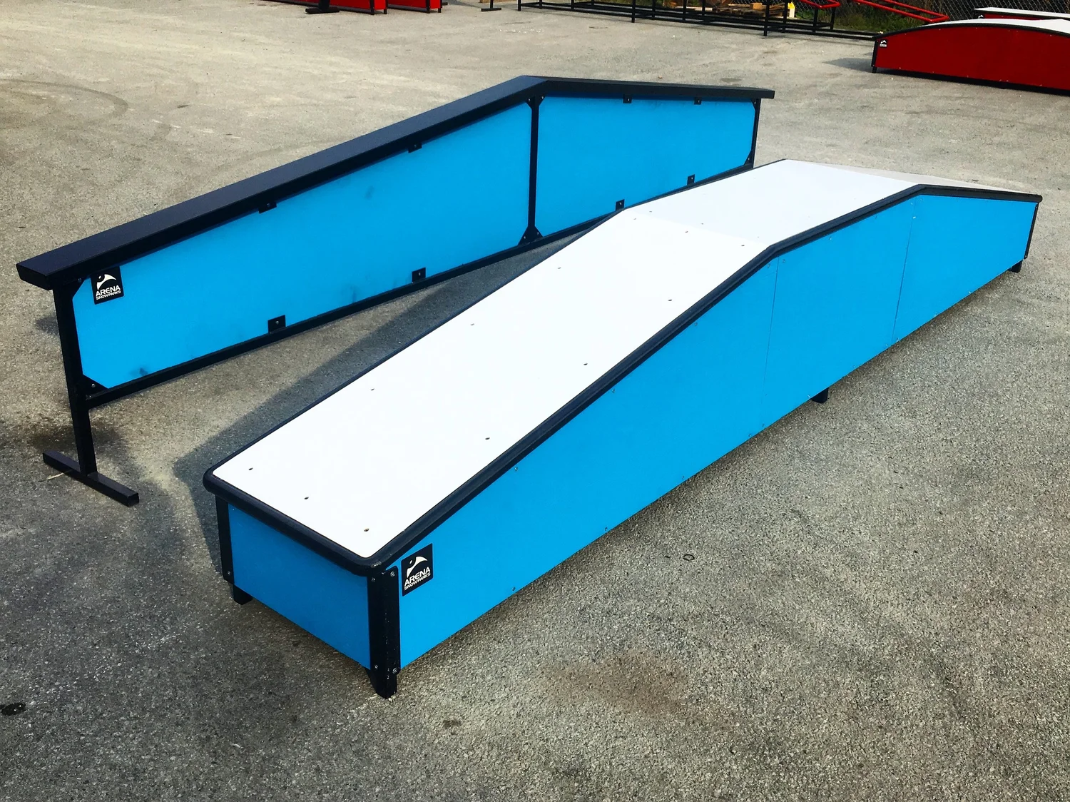 Rails & Boxes — Arena Snowparks