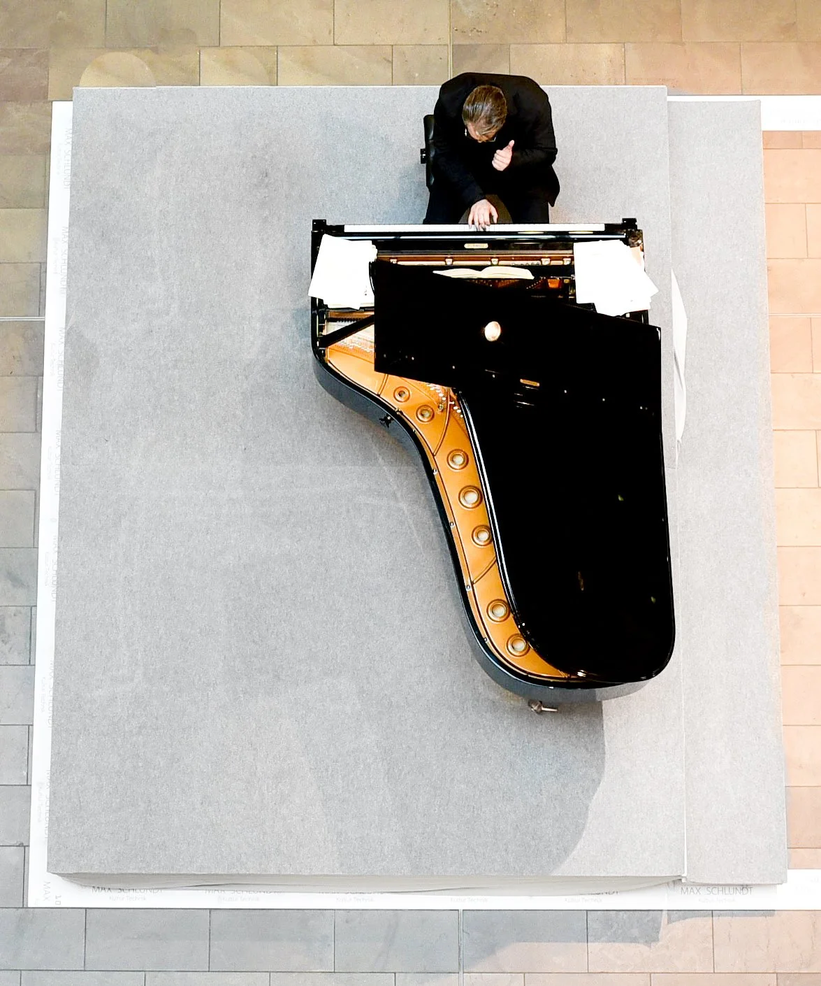 Thomas Hoppe — Thomas Hoppe / Pianist