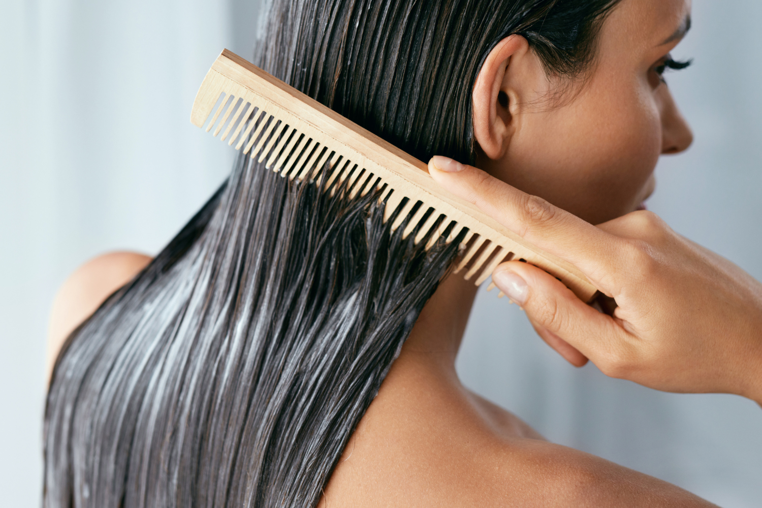 9 DIY Hair Masks to Hydrate and Strengthen Your Hair | PRANCIER