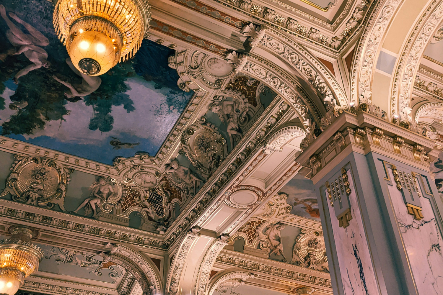 17 Things to Do in Budapest: Must-See Sights and Hidden Gems | PRANCIER