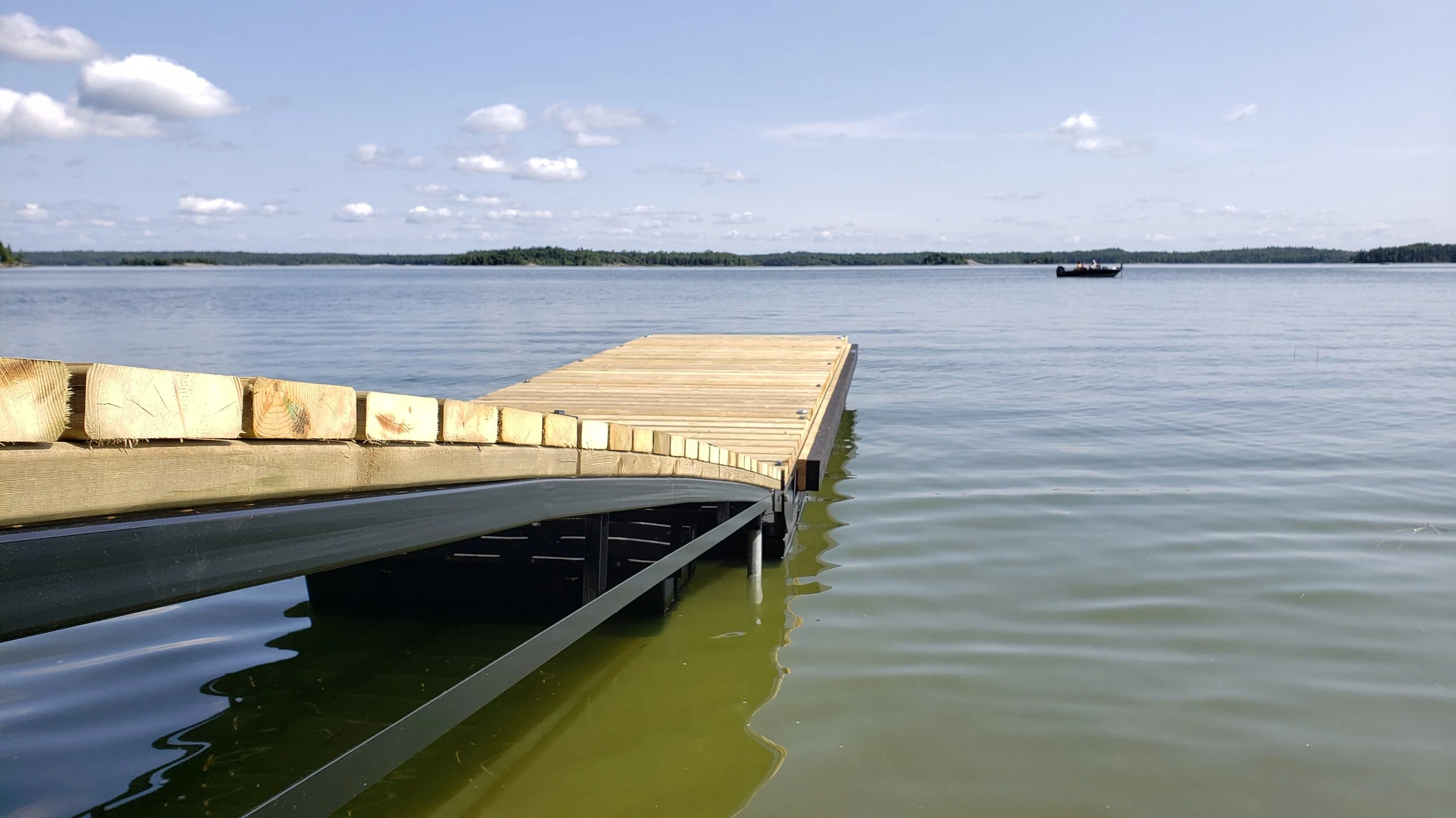 Floating Docks — LAKESIDE ENTERPRISES