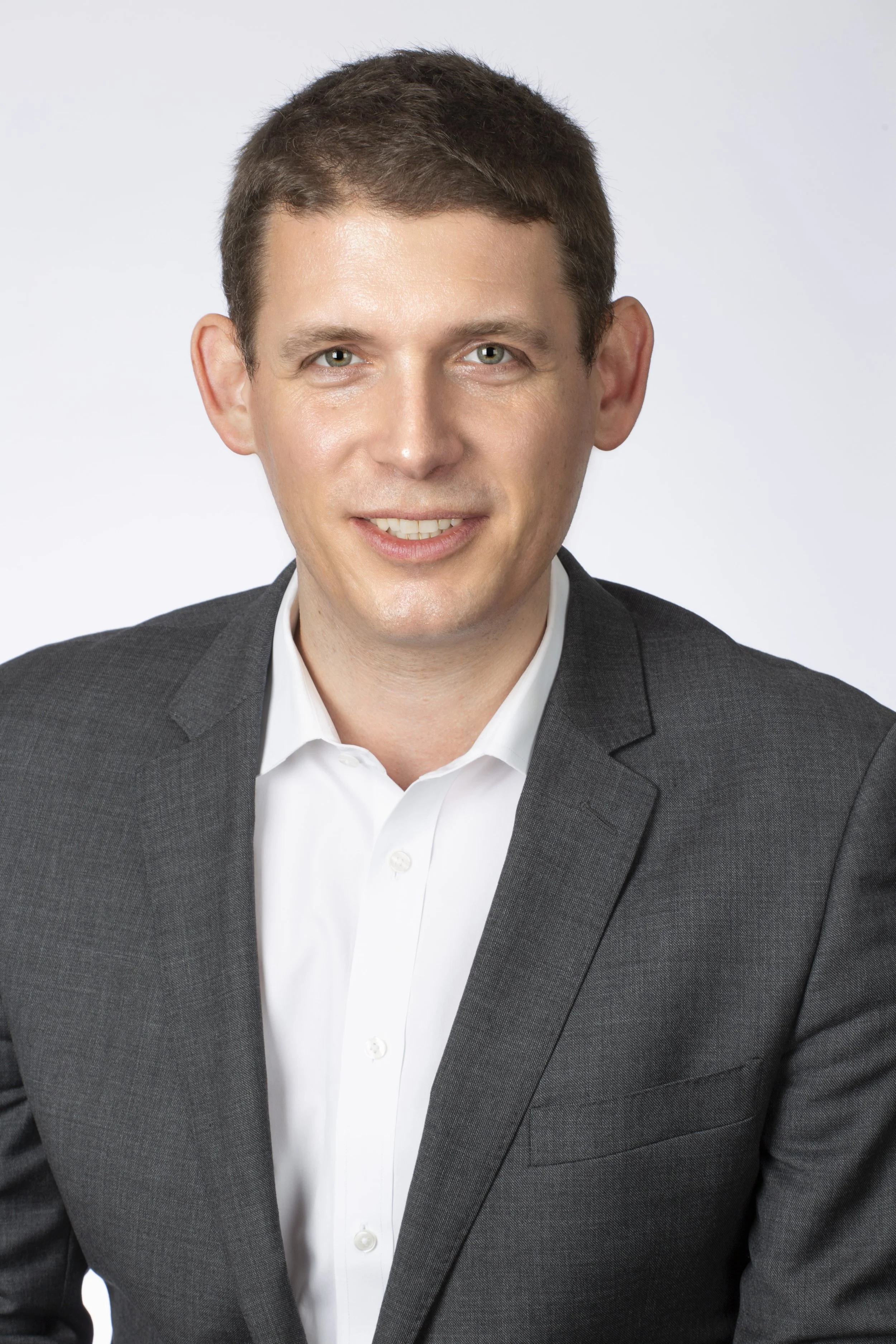 Mike Pashley — Hamilton - Pyramid Europe