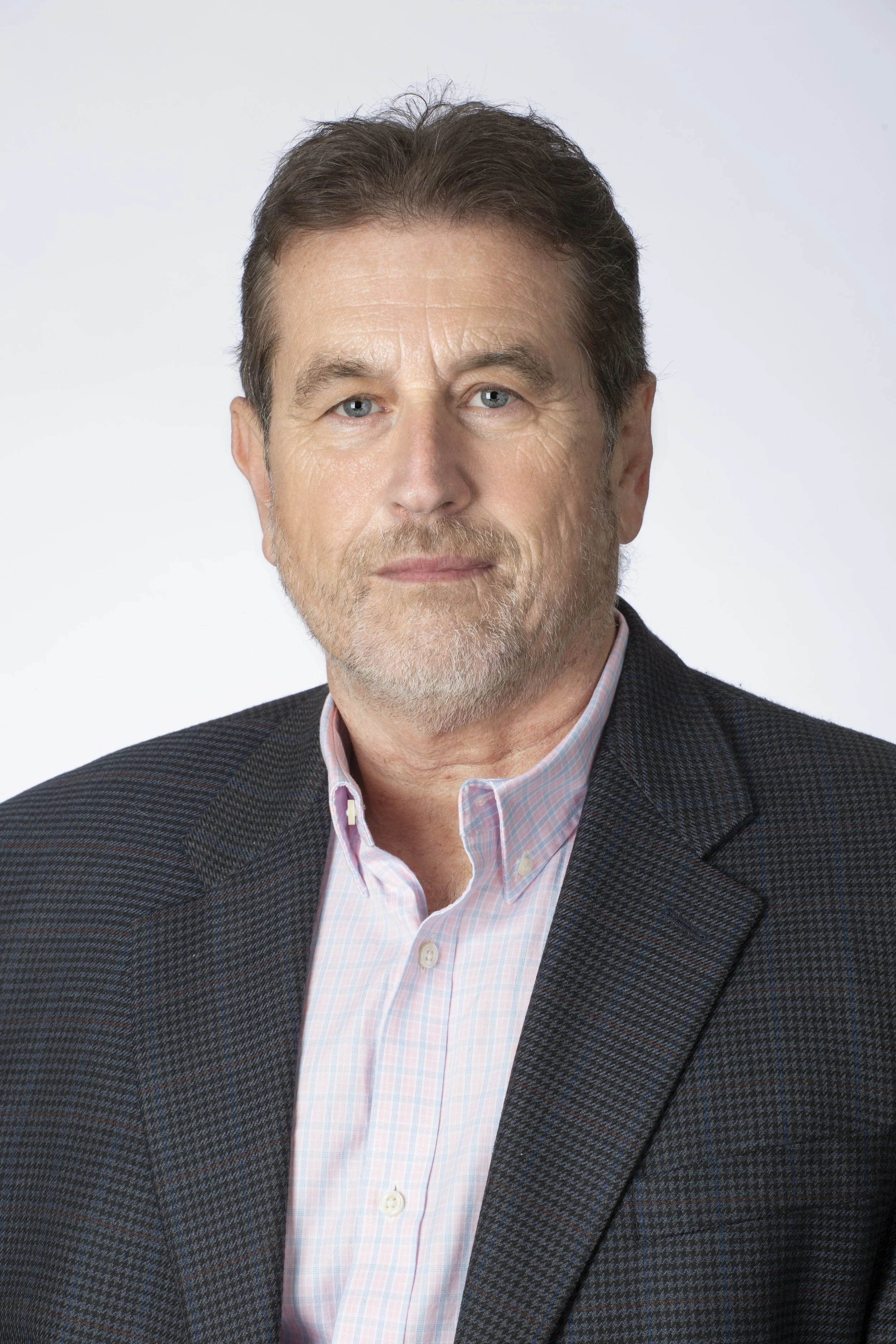 Steve James — Hamilton - Pyramid Europe