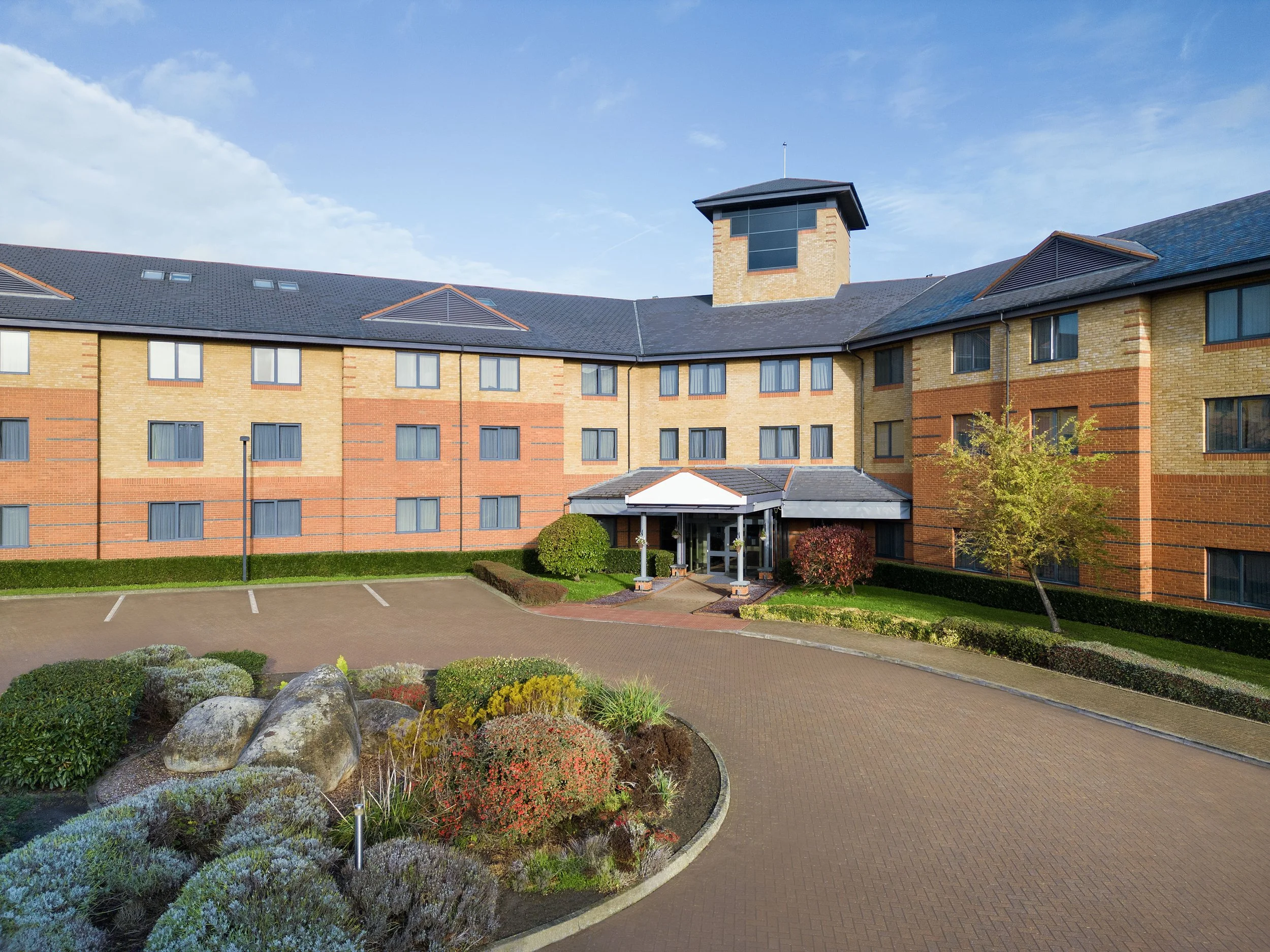 Hamilton Pyramid Europe