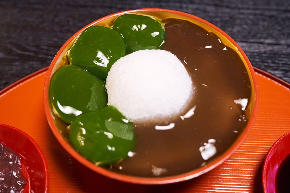Gion Tokuya - Serving pure Warabimochi and Kuzumochi in main Gion ...