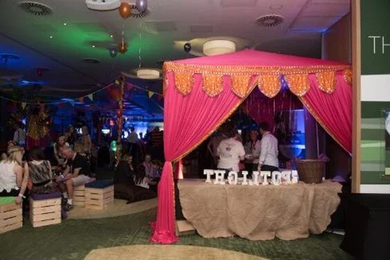 Hire a Food Hut - Party, Wedding, Corporate — Funky Event Hire
