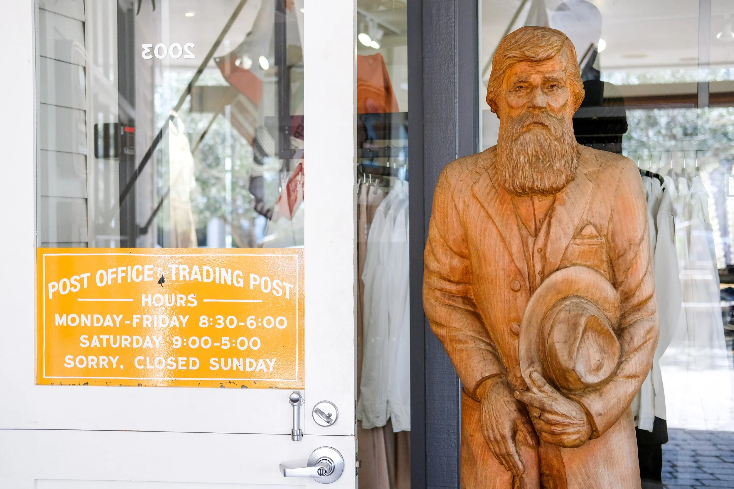 CAREERS — Marin Country Mart