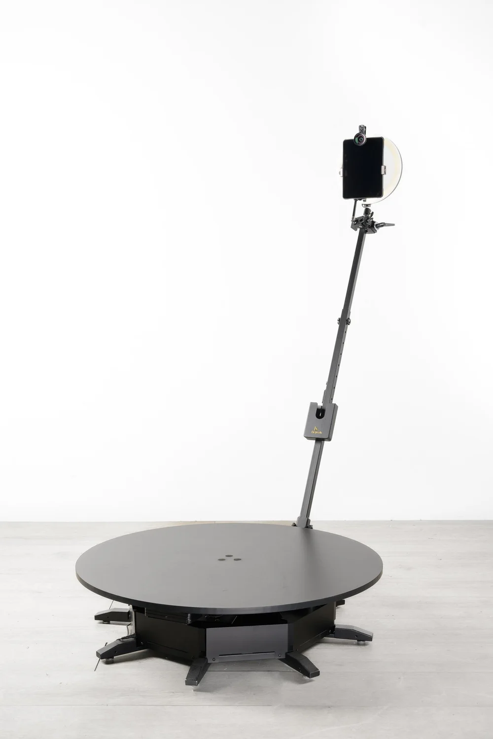 360 Video Booth | Capture Moments, Share Instantly — PHOTO BOOTH SOCAL