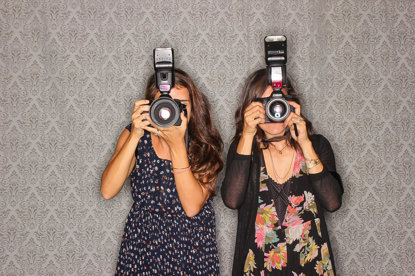 PHOTO BOOTH SOCAL | LA & OC wedding & party Photo Booth Rental
