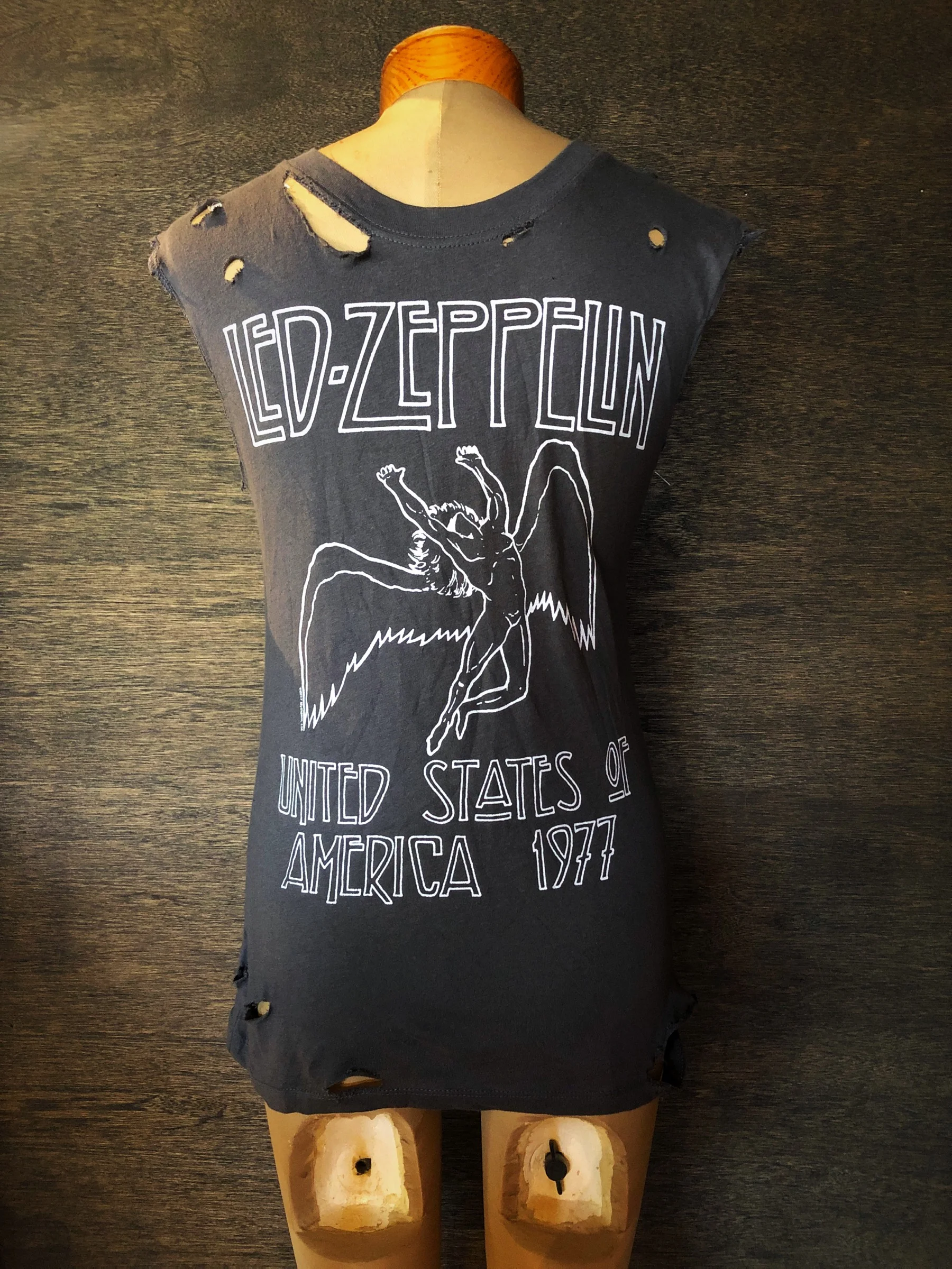 Custom Distressed Tshirts — Star Struck Vintage