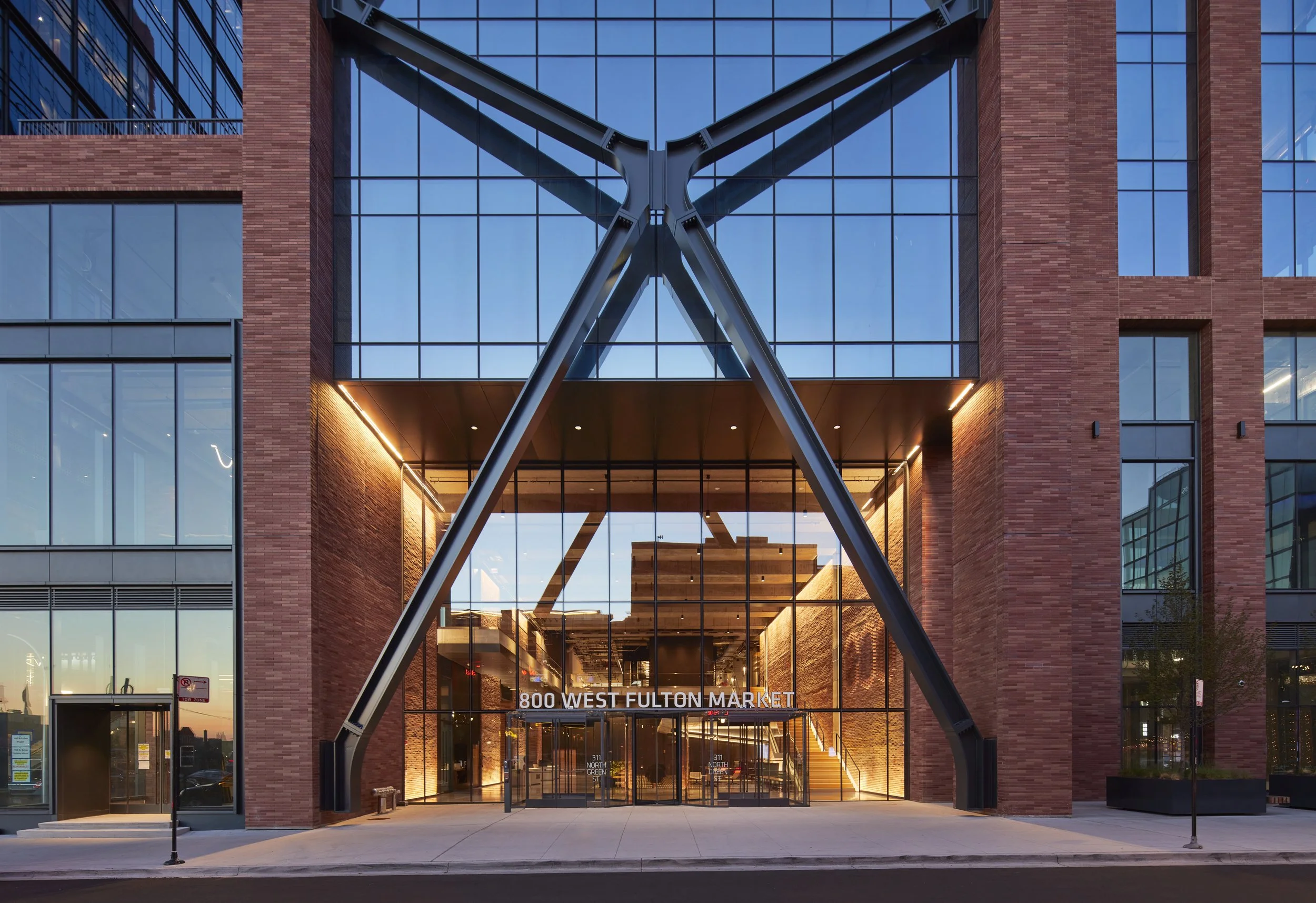 Building — 800 Fulton Market