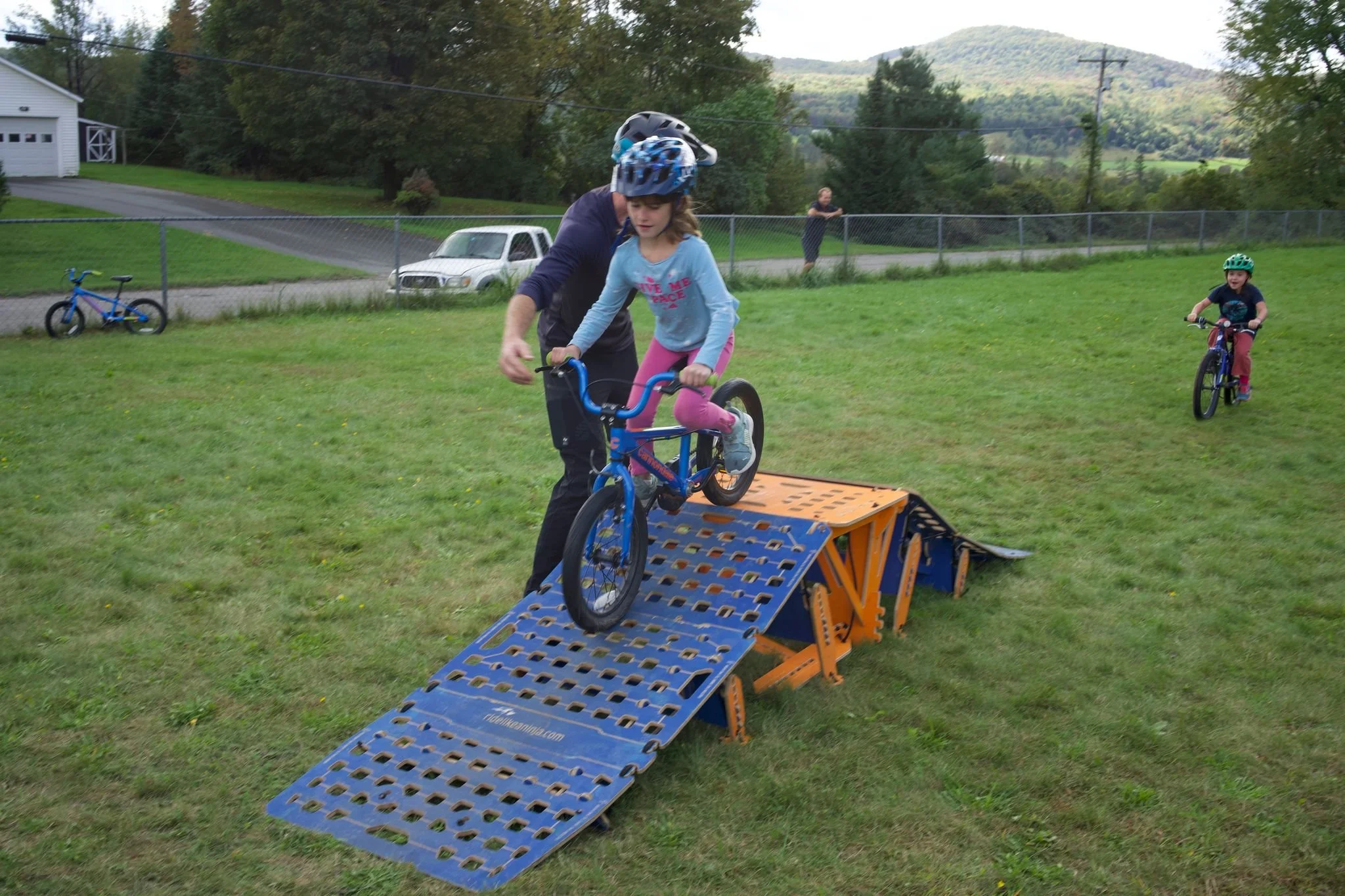 Wheels on Wheels School Bike Instruction — Craftsbury Outdoor Center