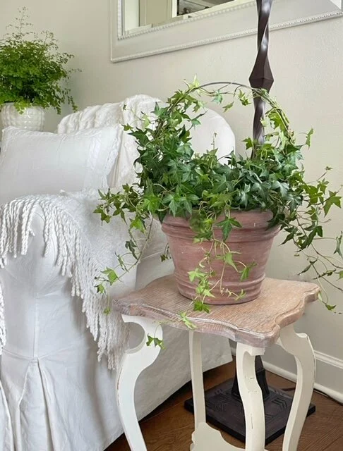 Quick And Easy Decorating For Spring — Interior Redoux