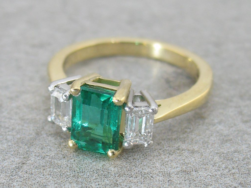 4 Uncommon Engagement Ring Styles To Make Your Partner Special
