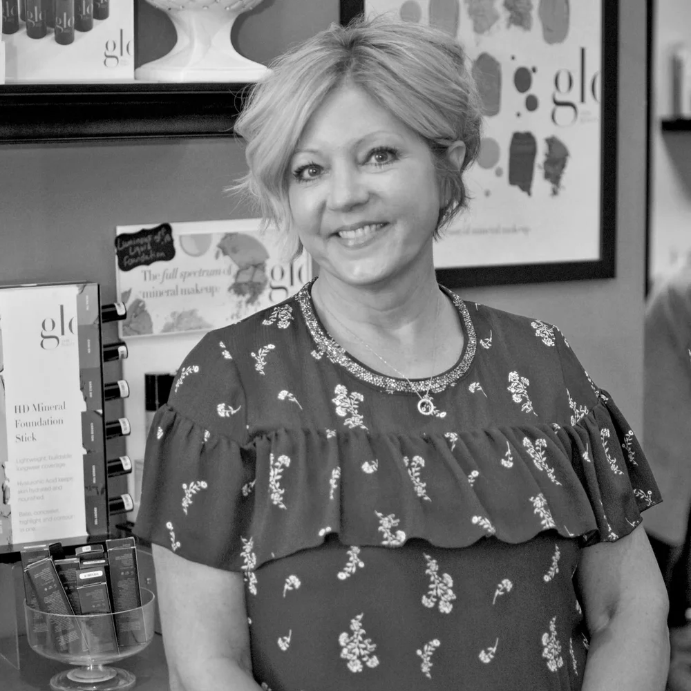 Professionals — Tangles Salon